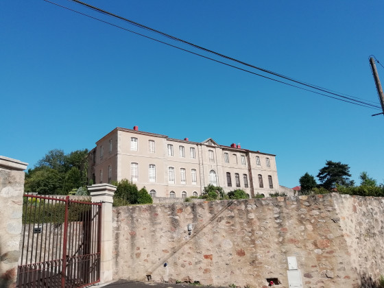 The castles in Lorlanges - Walk