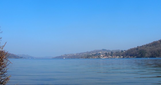 A faire : Le tour du Lac de Paladru - Randonnée