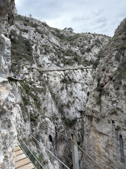 Relleu footbridge - Walk