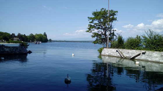 A faire : Au bord du Léman entre la plage des Recorts et le port de ...