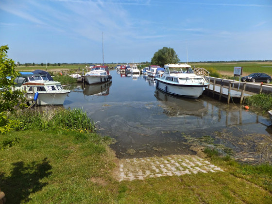 The Wherrymans Way - Rockland to Loddon - Walk