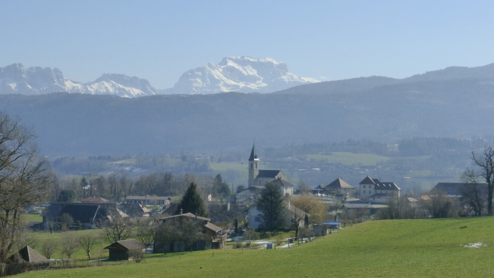 Photo : Montagny-les-Lanches et la Tournette